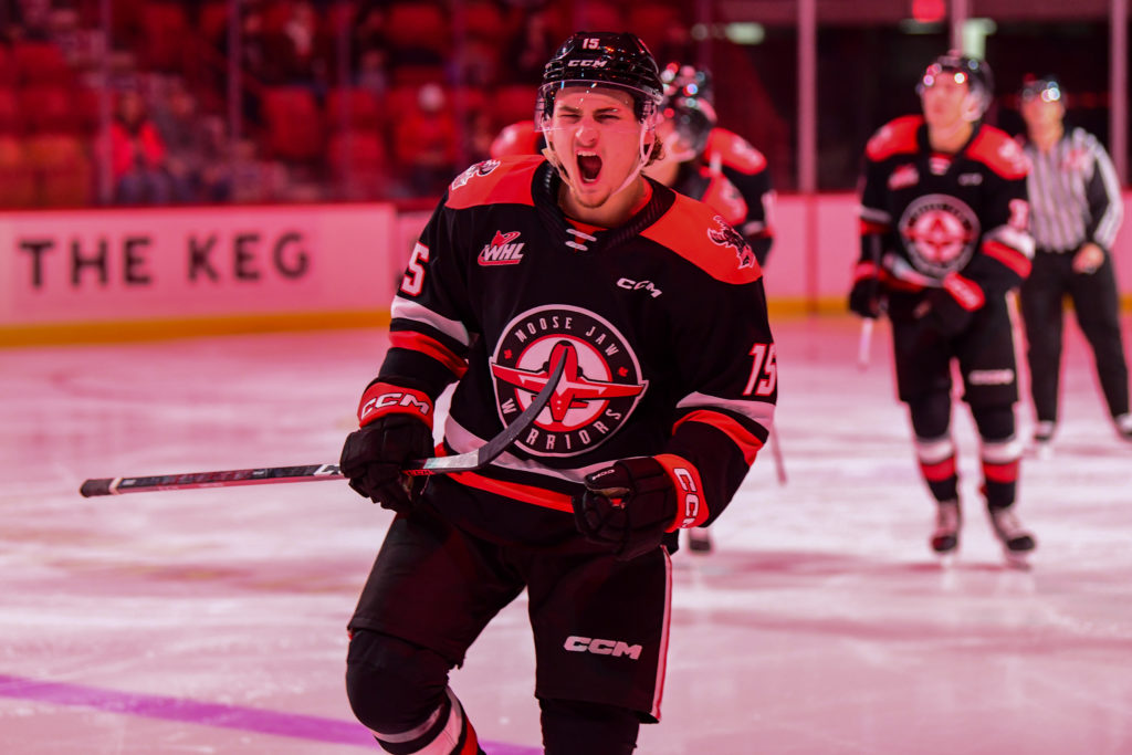 Warriors rebound with Saturday win over Hurricanes | portals