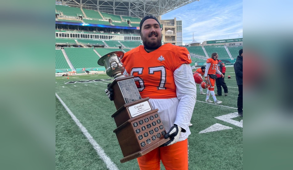 Shindle thrown into the fire to help team to national championship ...