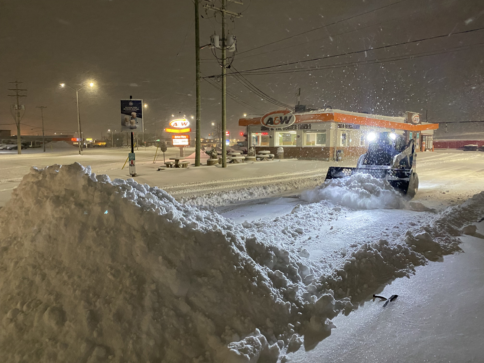 Spring snowstorm brings snow, wind and school cancellations ...