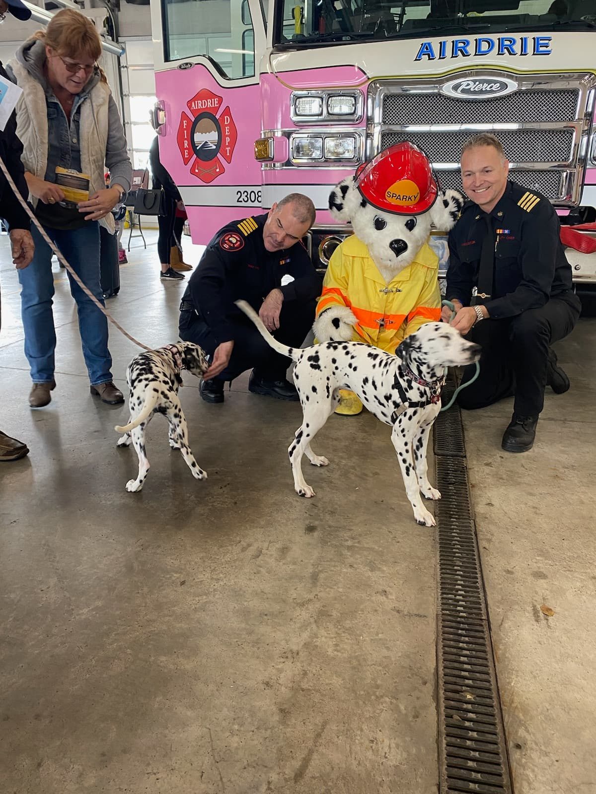 Watch: Fire Department's open house draws crowds despite snow ...