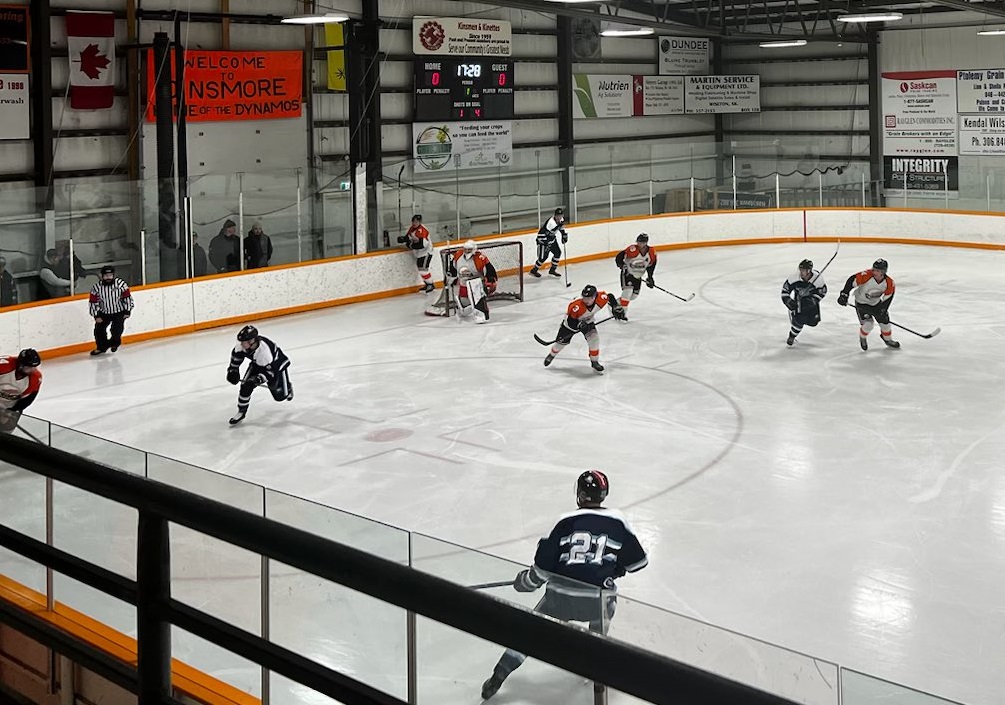 SVHL Dinsmore celebrates 75 years on the ice - WestCentralOnline: West ...
