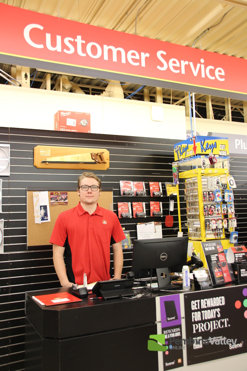 It's a family affair for new owners of Altona's Home Hardware ...