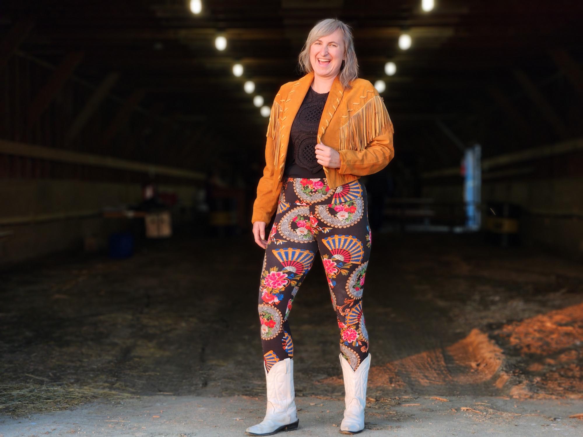 Bustling beats draw toe-tapping crowd to album release party in Swift ...