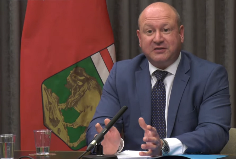 Winnipeg pastor says limited capacity at worship services ...