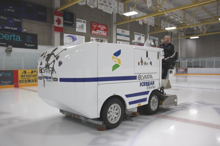 Strathmore Arena receives new ice resurfacer! - StrathmoreNow.com ...